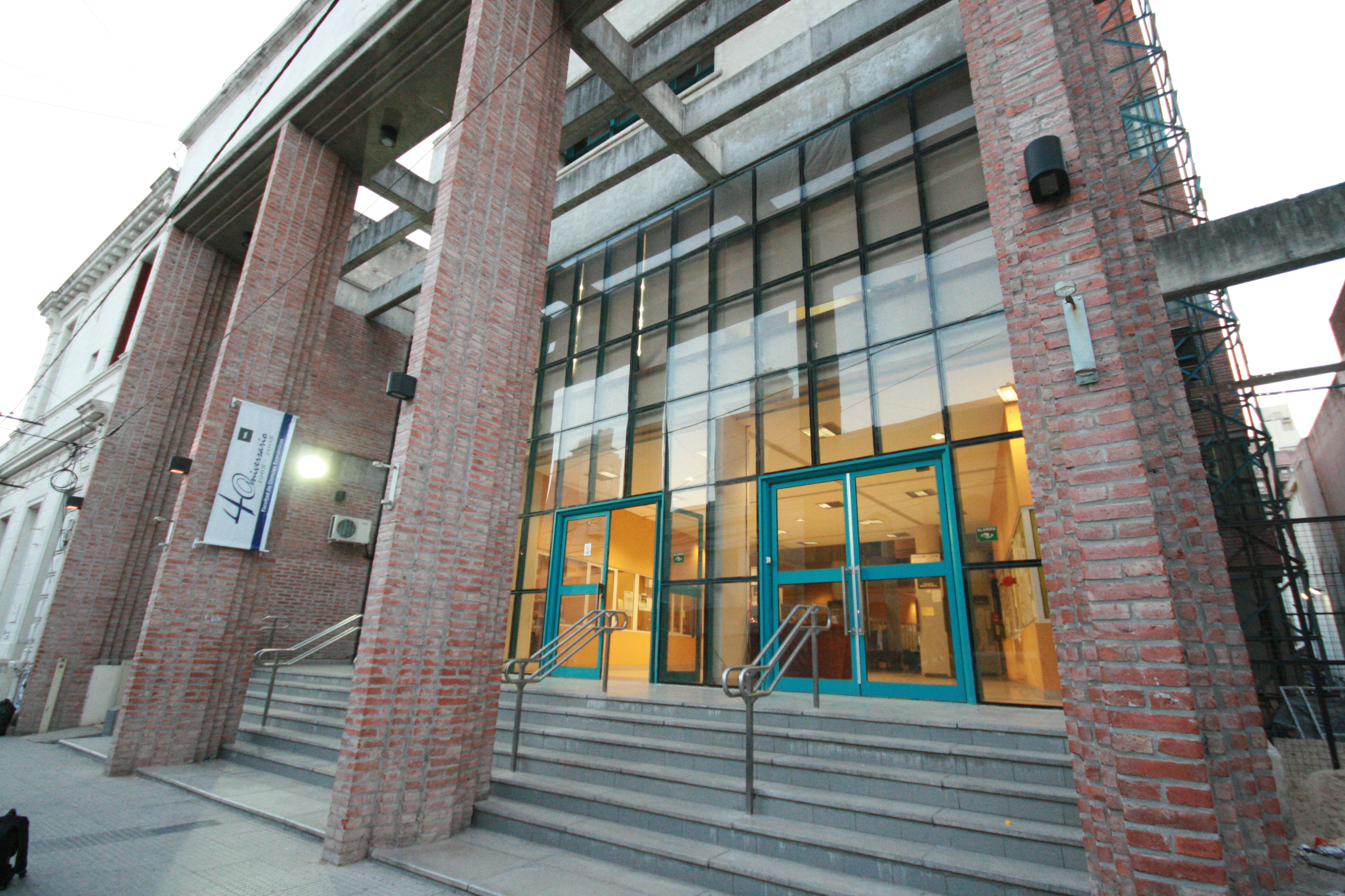 Facultad de Ciencias Económicas